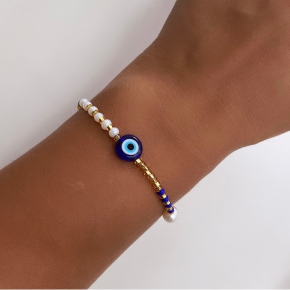 with love, jordi | Jewelry | Evil Eye Smiley Face Beaded Bracelet Mal ...